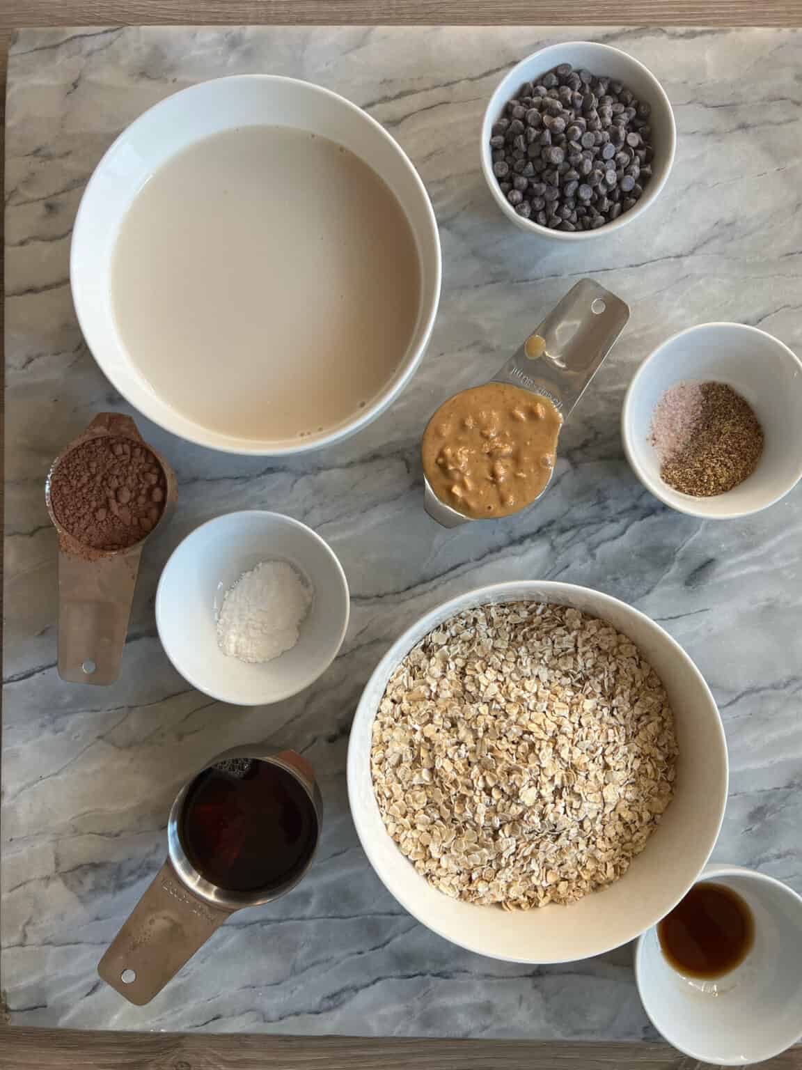 Vegan Brownie Baked Oatmeal, Delicious and Easy To Make | Essy Cooks