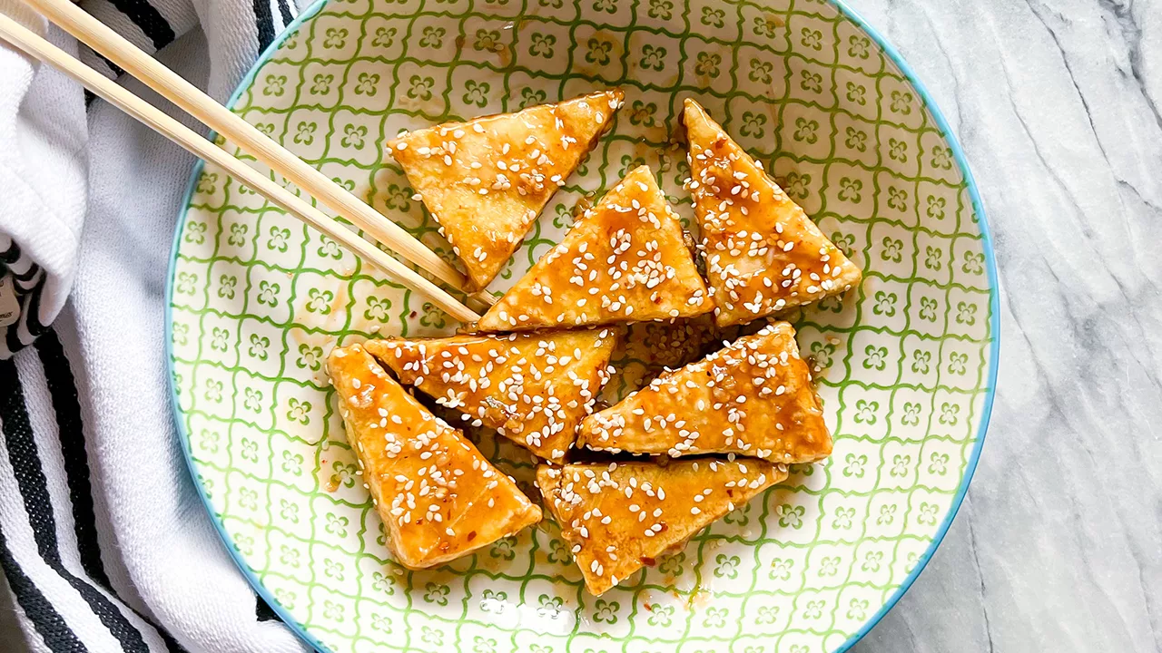 Vegan Sticky Sesame Tofu Quick Air Fryer Recipe | Essy Cooks