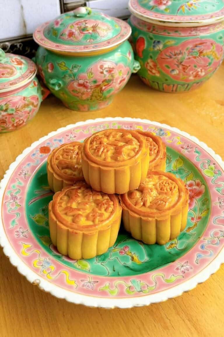 Easy Vegan Mooncake Recipe 純素月餅 | Essy Cooks