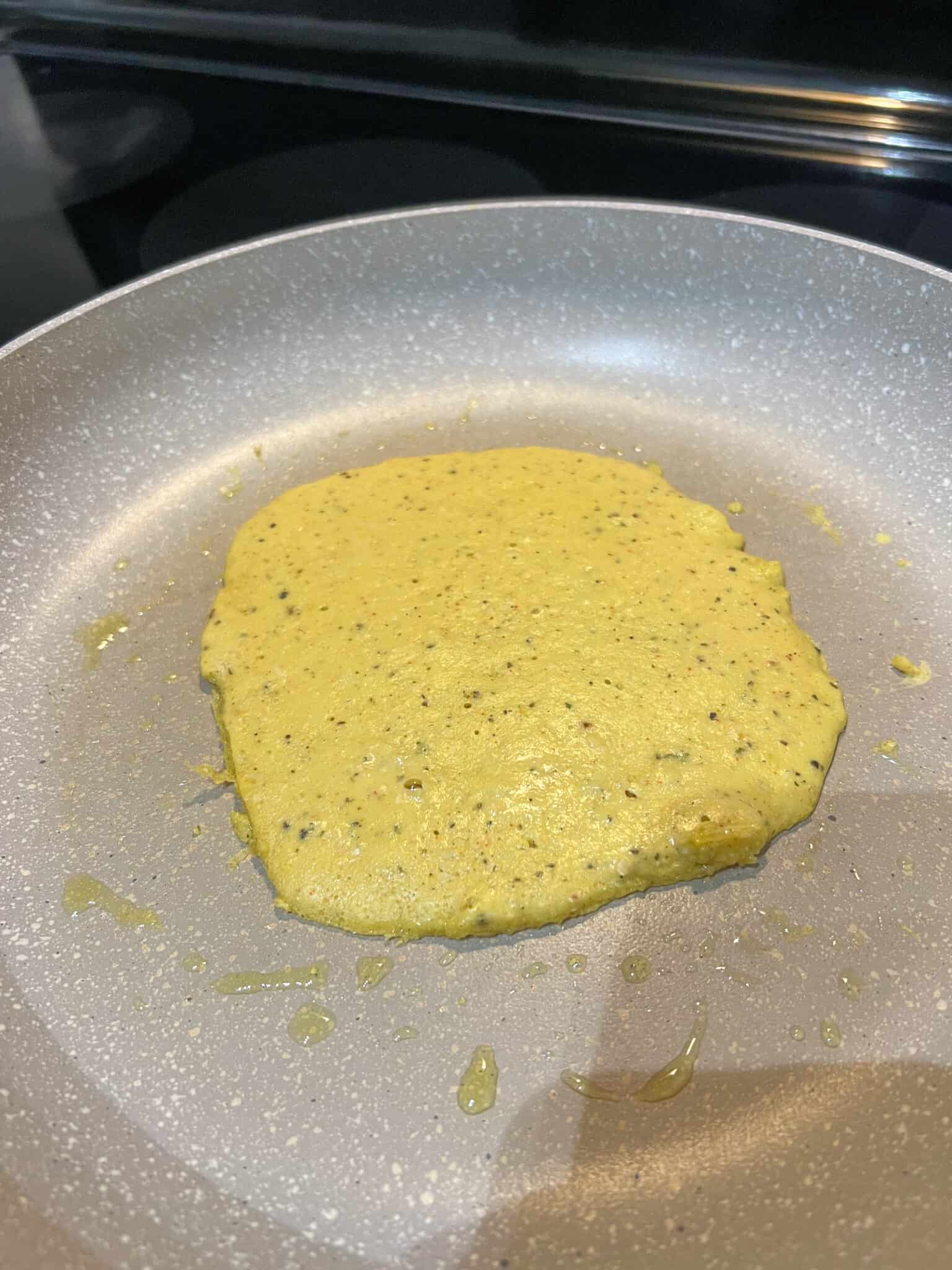 Easy Vegan Egg Patty Recipe With Chickpeas | Essy Cooks