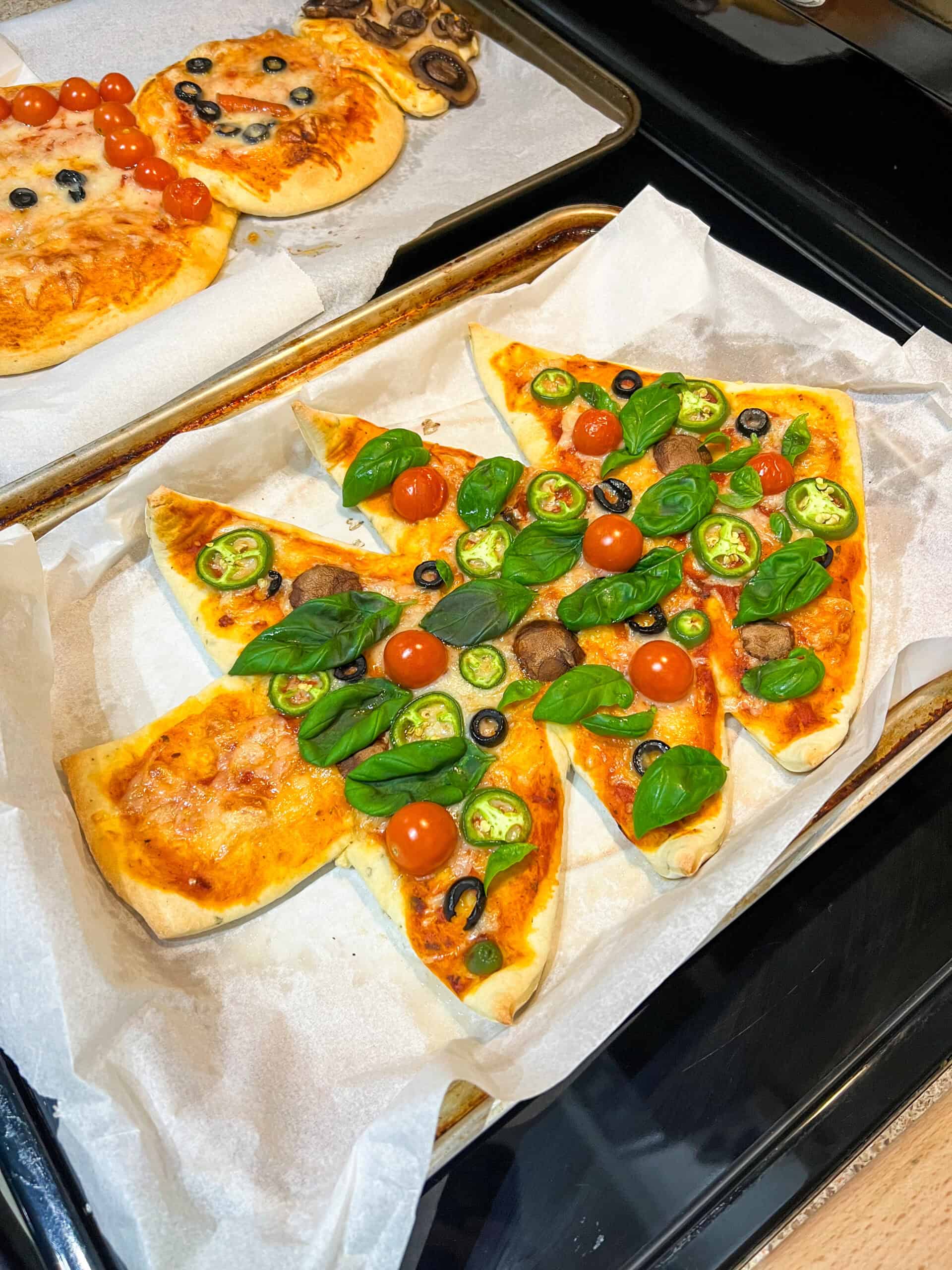 Christmas Pizzas Recipe Ideas Snowman, Tree, Reindeer