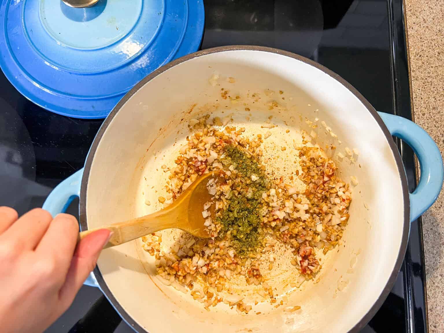 Meaty Vegan Lentil Spaghetti Sauce Recipe | Essy Cooks