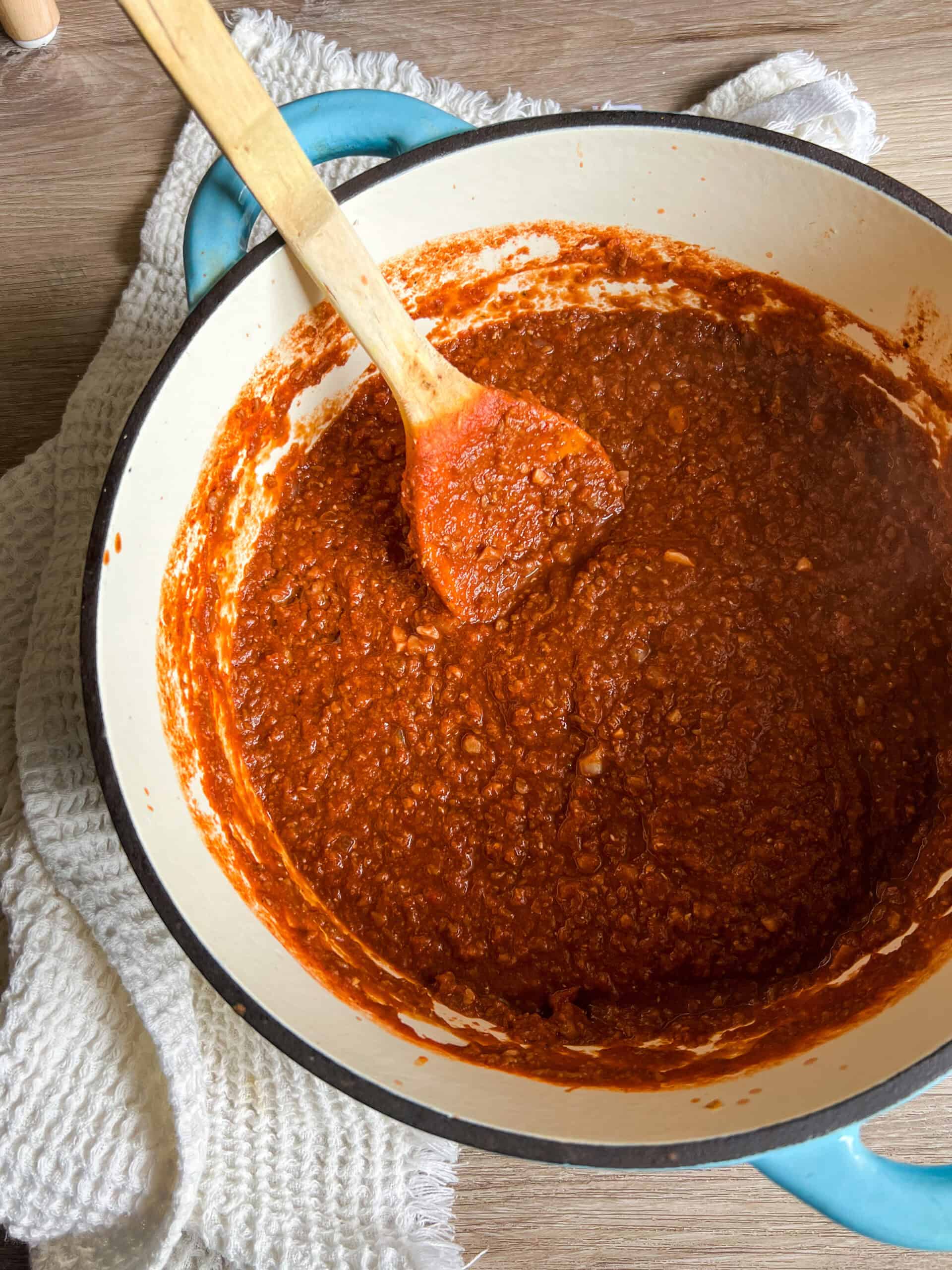 Meaty Vegan Lentil Spaghetti Sauce Recipe | Essy Cooks