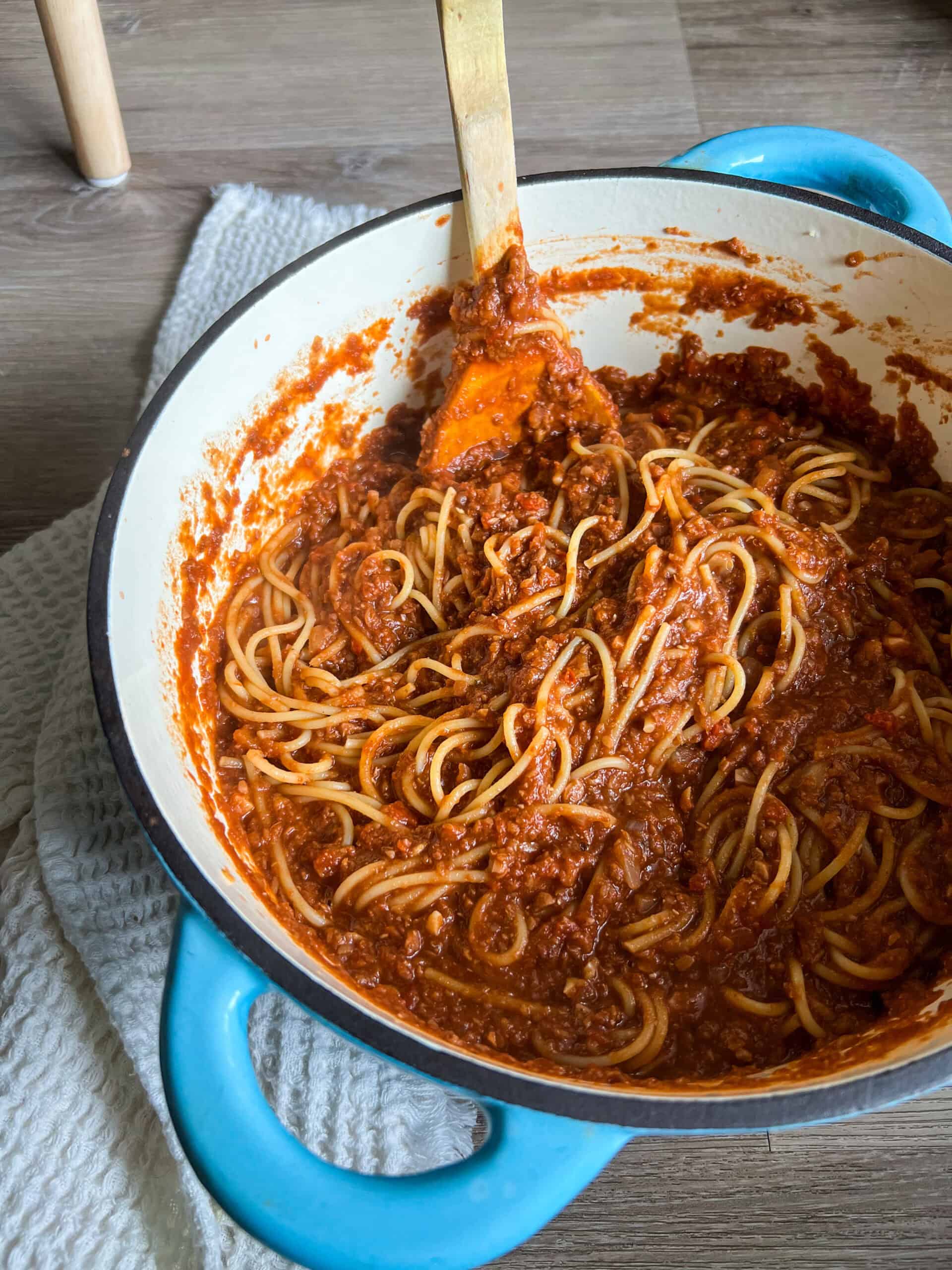 Meaty Vegan Lentil Spaghetti Sauce Recipe | Essy Cooks