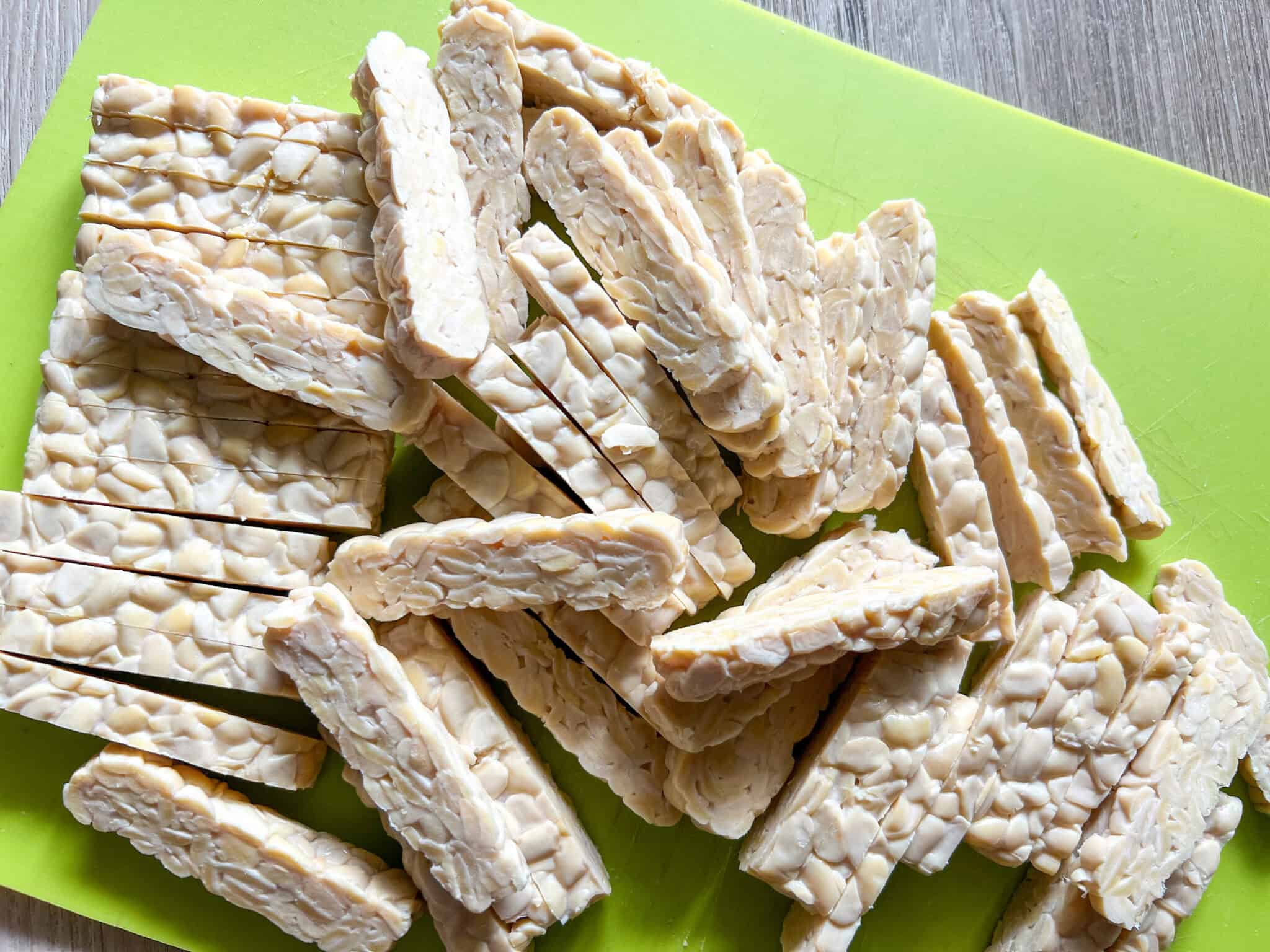 Sticky Maple Glaze Tempeh Strips Recipe | Essy Cooks