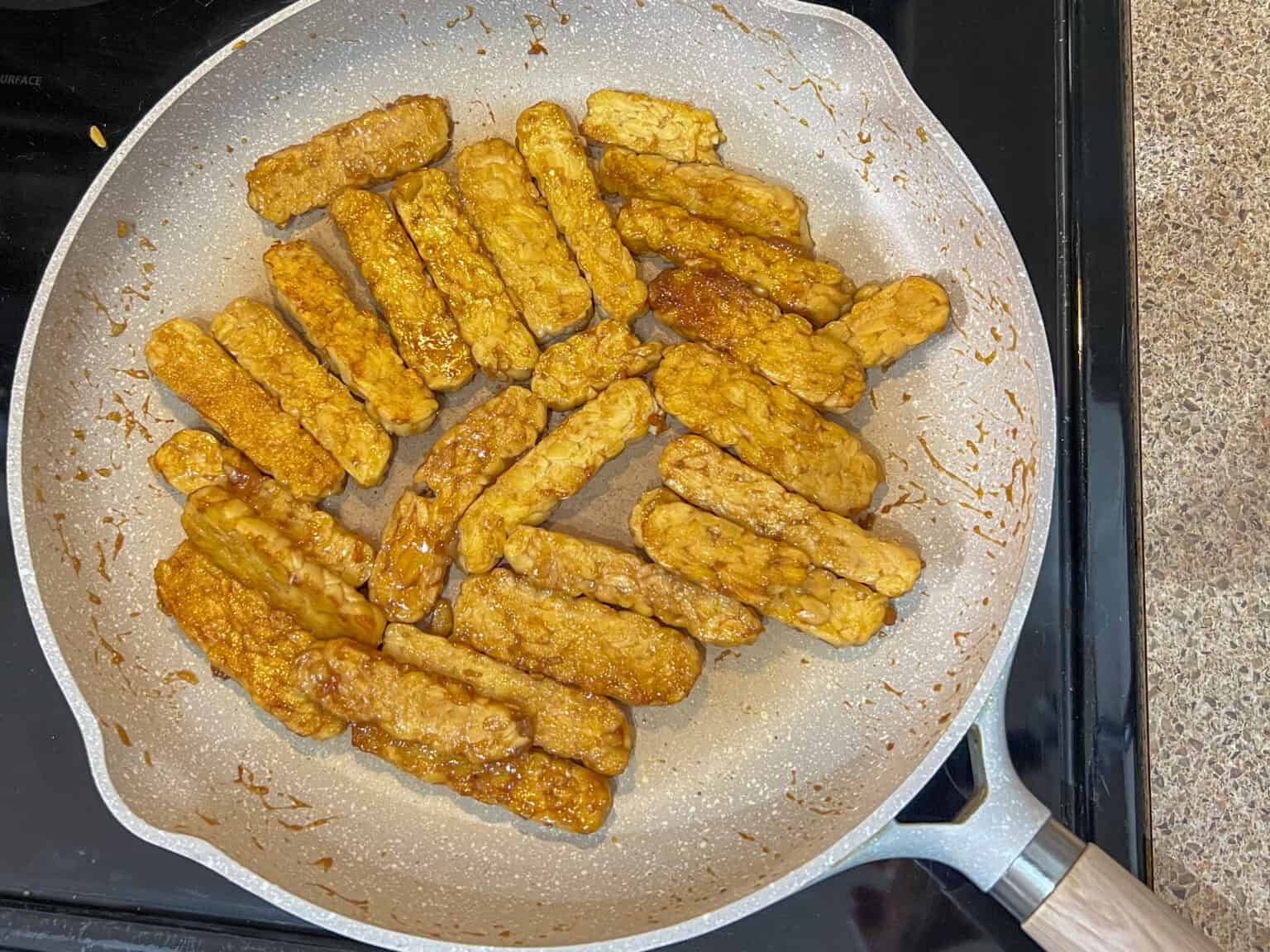 Sticky Maple Glaze Tempeh Strips Recipe | Essy Cooks